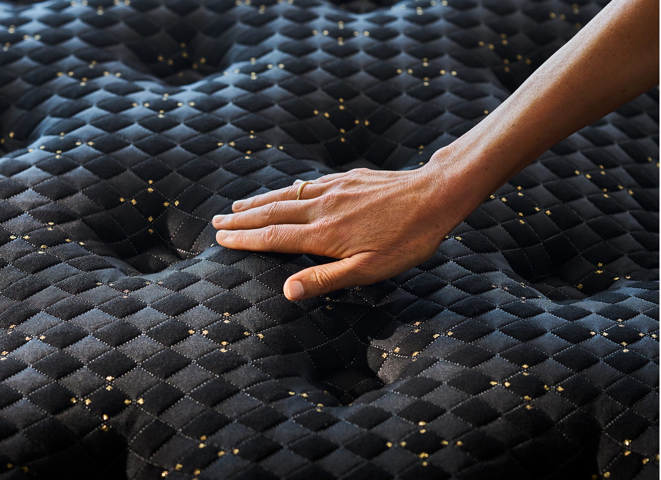 Mattresses Online from the World's Best Luxury Mattress Brand Mattresses Online from the World's Best Luxury Mattress Brand